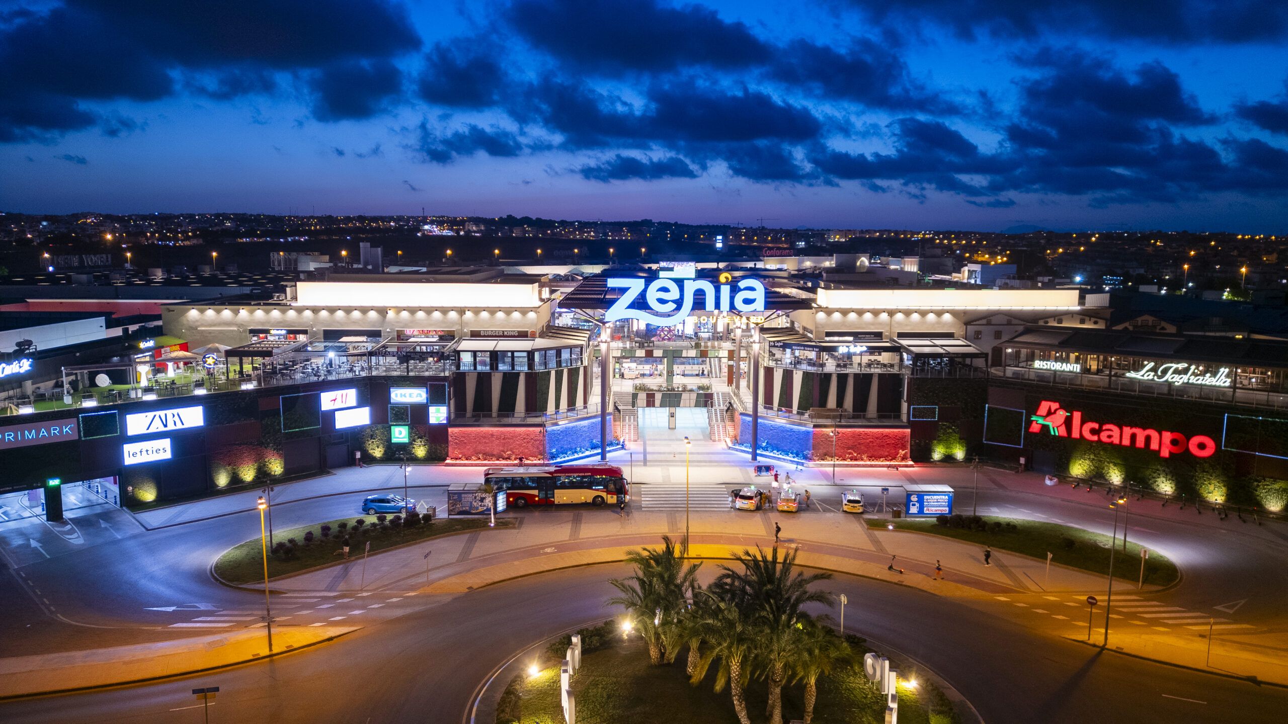 Zenia Boulevard estrena 4 nuevos restaurantes | Hi Retail | Revista de ...